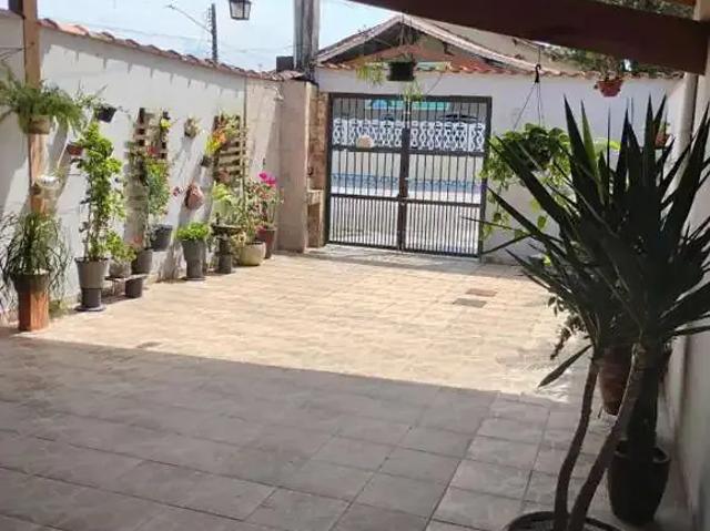 Casa / Sobrado para Venda em Praia Grande/SP Jardim Real 3 Quartos