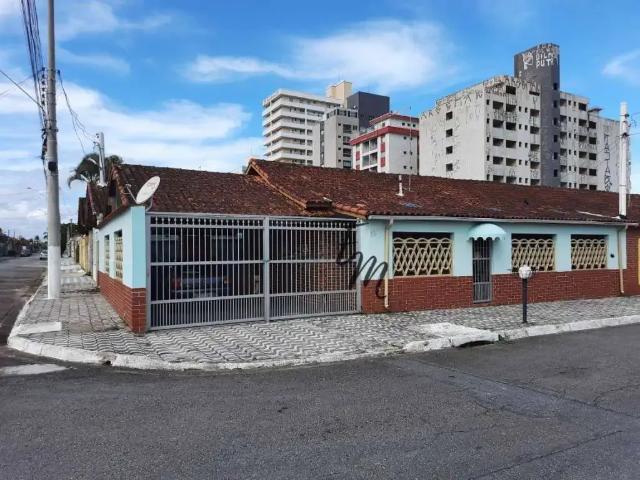 Casa / Sobrado para Venda em Praia Grande/SP Jardim Real 3 Quartos