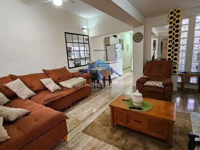 Casa / Sobrado para Venda em Praia Grande/SP Jardim Real 3 Quartos