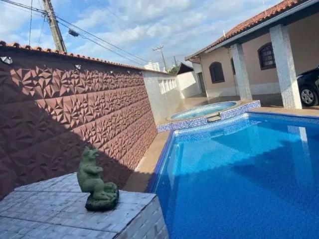 Casa / Sobrado para Venda em Praia Grande/SP Jardim Real 3 Quartos