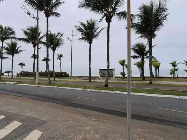 Casa / Sobrado para Venda em Praia Grande/SP Maracanã 2 Quartos
