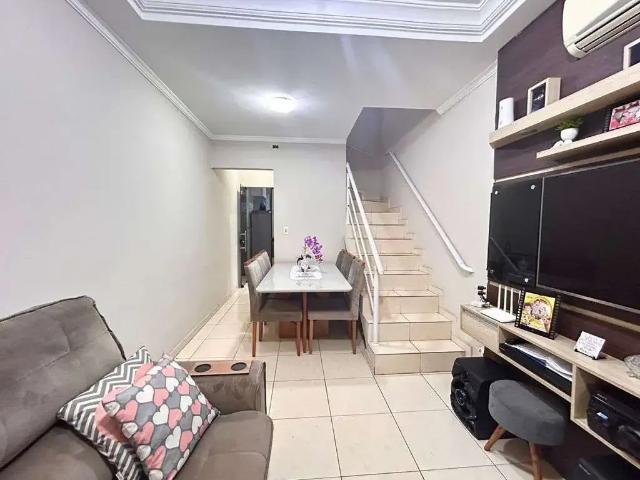 Casa / Sobrado para Venda em Praia Grande/SP Nova Mirim 2 Quartos
