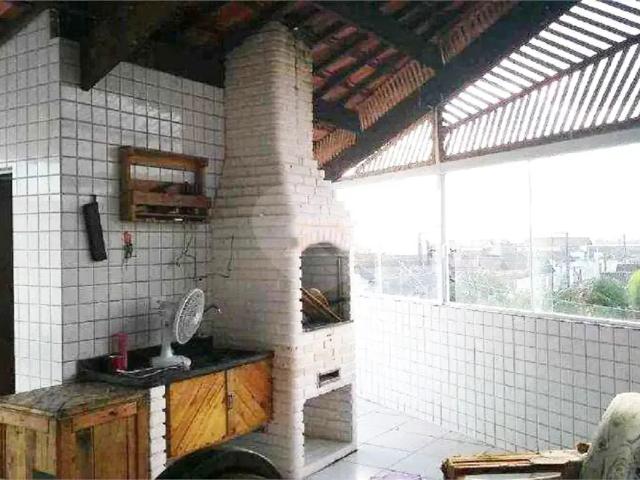 Casa / Sobrado para Venda em Praia Grande/SP Nova Mirim 3 Quartos