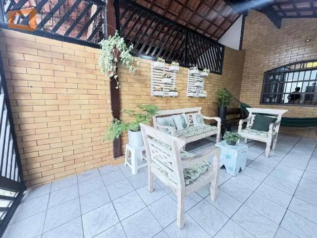 Casa / Sobrado para Venda em Praia Grande/SP Nova Mirim 3 Quartos