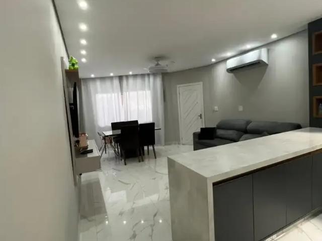 Casa / Sobrado para Venda em Praia Grande/SP Sítio do Campo 3 Quartos
