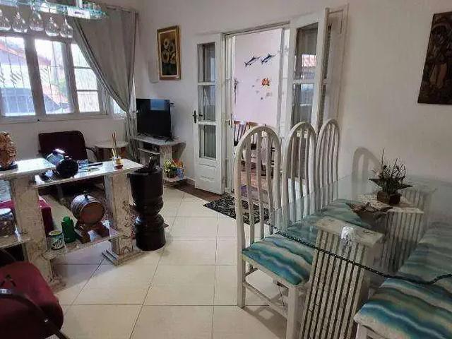 Casa / Sobrado para Venda em Praia Grande/SP Solemar 2 Quartos