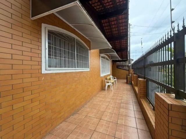 Casa / Sobrado para Venda em Praia Grande/SP Solemar 2 Quartos