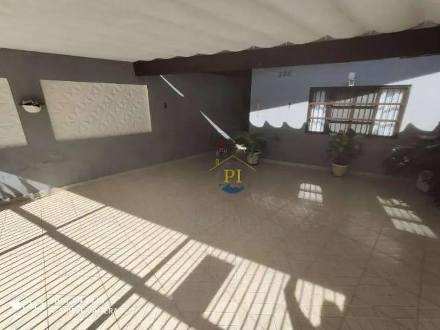 Casa / Sobrado para Venda em Praia Grande/SP Solemar 2 Quartos
