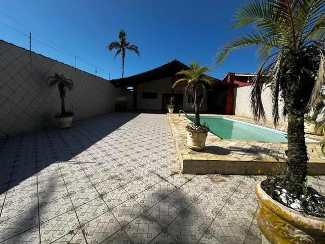Casa / Sobrado para Venda em Praia Grande/SP Solemar 2 Quartos
