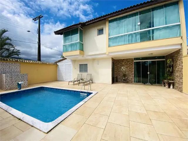 Casa / Sobrado para Venda em Praia Grande/SP Solemar 2 Quartos
