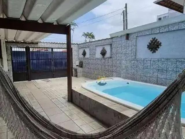 Casa / Sobrado para Venda em Praia Grande/SP Solemar 2 Quartos