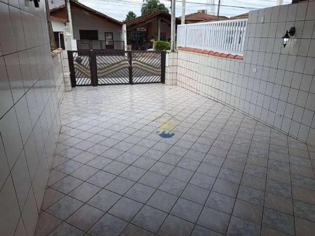 Casa / Sobrado para Venda em Praia Grande/SP Solemar 2 Quartos