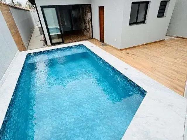 Casa / Sobrado para Venda em Praia Grande/SP Solemar 3 Quartos