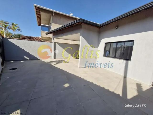 Casa / Sobrado para Venda em Praia Grande/SP Solemar 3 Quartos