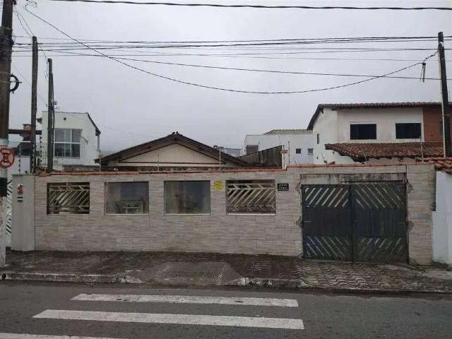 Casa / Sobrado para Venda em Praia Grande/SP Solemar 3 Quartos