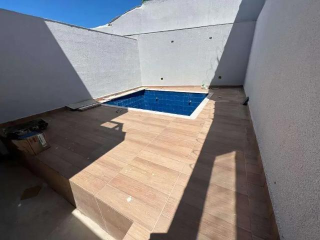 Casa / Sobrado para Venda em Praia Grande/SP Solemar 3 Quartos