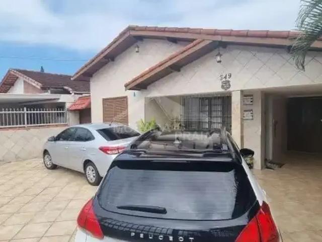 Casa / Sobrado para Venda em Praia Grande/SP Solemar 4 Quartos