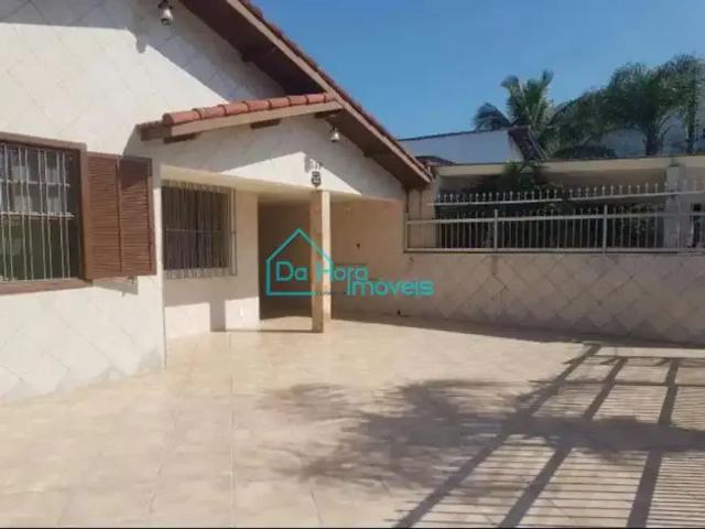 Casa / Sobrado para Venda em Praia Grande/SP Solemar 4 Quartos