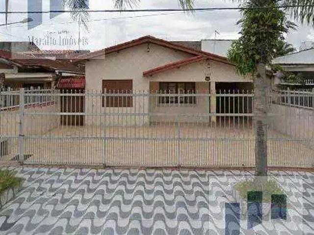Casa / Sobrado para Venda em Praia Grande/SP Solemar 4 Quartos