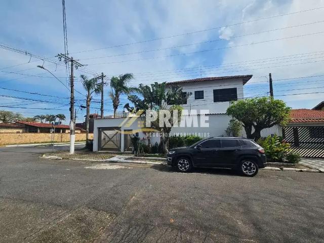 Casa / Sobrado para Venda em Praia Grande/SP Solemar 4 Quartos