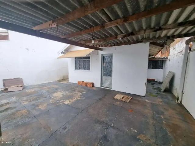 Casa / Sobrado para Venda em Presidente Prudente/SP Conjunto Habitacional Ana Jacinta 3 Quartos