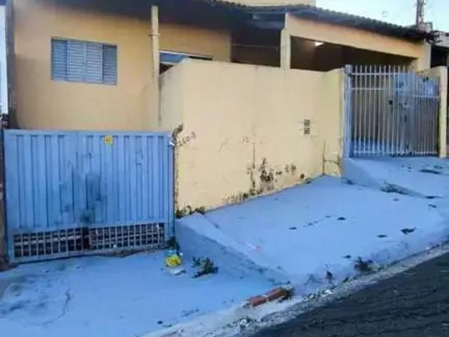 Casa / Sobrado para Venda em Presidente Prudente/SP Conjunto Habitacional Jardim Humberto Salvador 5 Quartos