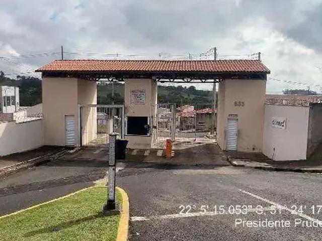 Casa / Sobrado para Venda em Presidente Prudente/SP Conjunto Habitacional Jardim Humberto Salvador 2 Quartos