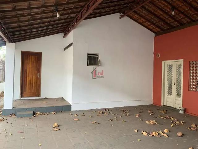 Casa / Sobrado para Venda em Presidente Prudente/SP Centro 3 Quartos