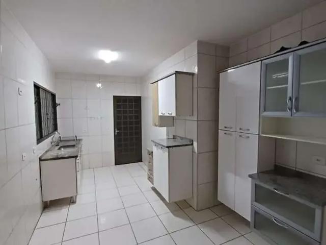 Casa / Sobrado para Venda em Presidente Prudente/SP Jardim Cinqüentenário 3 Quartos