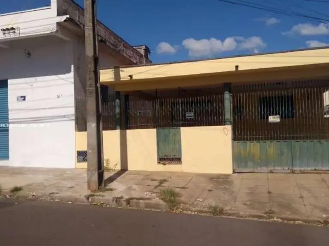 Casa / Sobrado para Venda em Presidente Prudente/SP Jardim das Rosas 3 Quartos