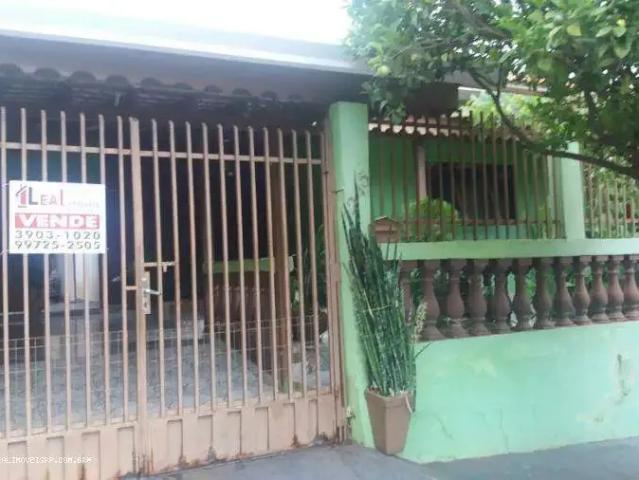 Casa / Sobrado para Venda em Presidente Prudente/SP Jardim Itaipu 5 Quartos