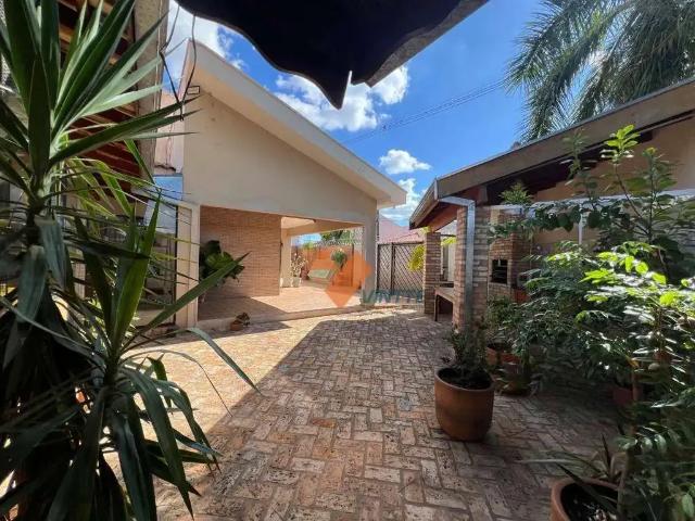 Casa / Sobrado para Venda em Presidente Prudente/SP Jardim Itapura 3 Quartos