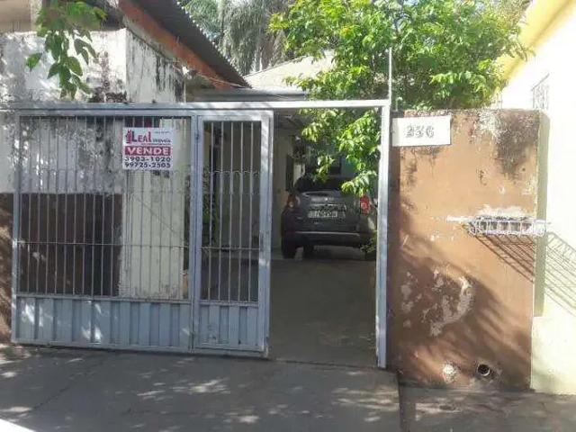 Casa / Sobrado para Venda em Presidente Prudente/SP Jardim Iguaçu 2 Quartos