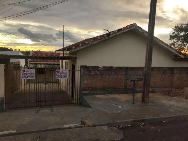 Casa / Sobrado para Venda em Presidente Prudente/SP Jardim Iguaçu 3 Quartos