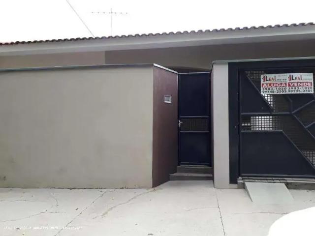 Casa / Sobrado para Venda em Presidente Prudente/SP Jardim Jequitibá 3 Quartos