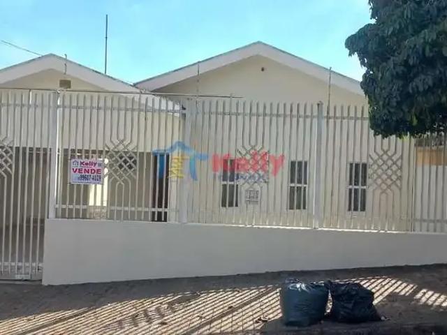 Casa / Sobrado para Venda em Presidente Prudente/SP Jardim São Paulo 3 Quartos