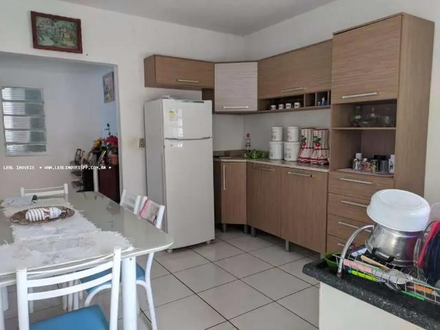 Casa / Sobrado para Venda em Presidente Prudente/SP Jardim Santa Mônica 3 Quartos