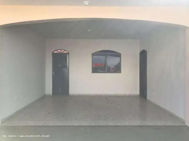 Casa / Sobrado para Venda em Presidente Prudente/SP Jardim Vale do Sol 3 Quartos