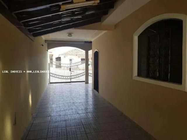 Casa / Sobrado para Venda em Presidente Prudente/SP Parque Cedral 3 Quartos