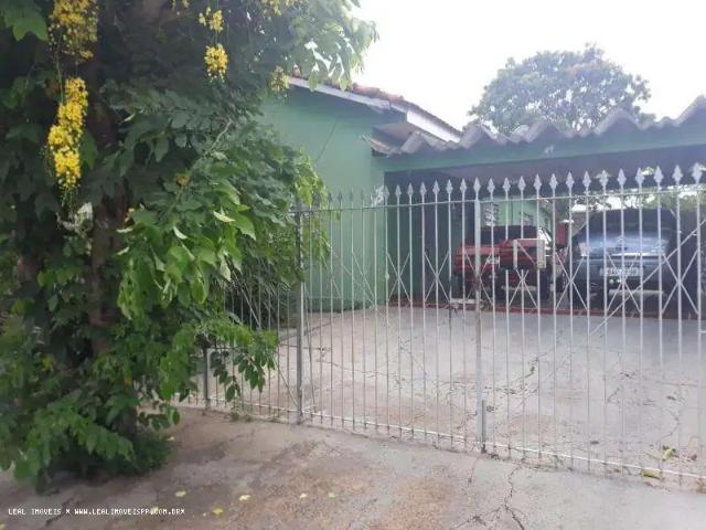 Casa / Sobrado para Venda em Presidente Prudente/SP Parque Cedral 3 Quartos