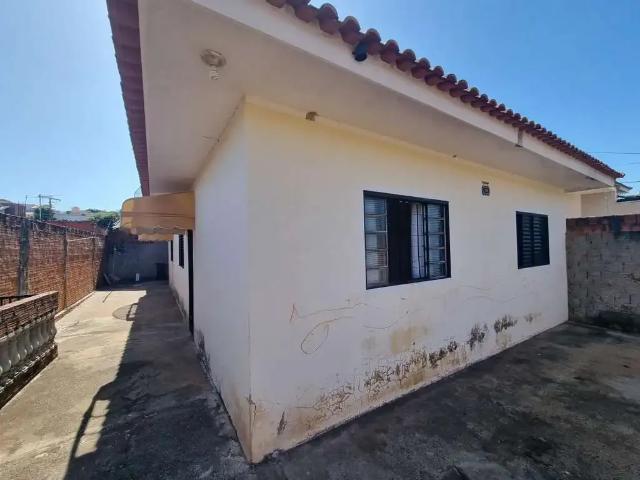 Casa / Sobrado para Venda em Presidente Prudente/SP Parque das Cerejeiras 3 Quartos