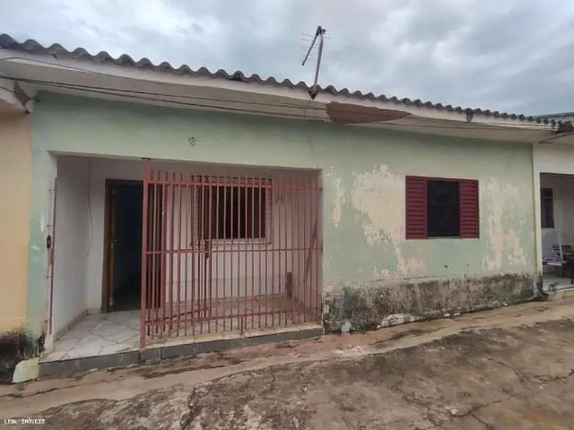 Casa / Sobrado para Venda em Presidente Prudente/SP Parque Residencial Mediterrâneo 2 Quartos