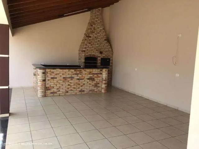 Casa / Sobrado para Venda em Presidente Prudente/SP Parque Residencial Mediterrâneo 3 Quartos