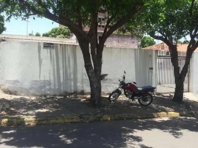 Casa / Sobrado para Venda em Presidente Prudente/SP Parque Residencial Araki 3 Quartos