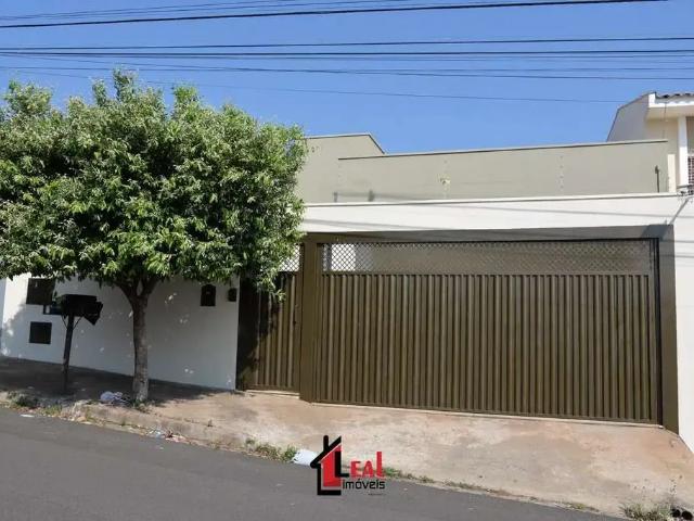Casa / Sobrado para Venda em Presidente Prudente/SP Parque Residencial São Lucas 3 Quartos