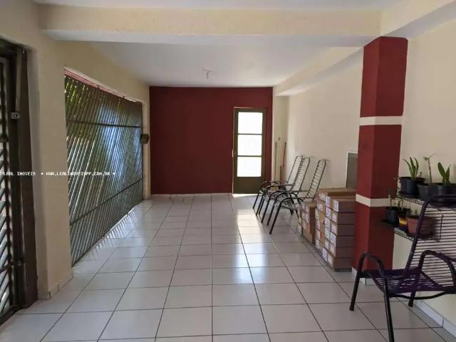 Casa / Sobrado para Venda em Presidente Prudente/SP Residencial Bela Vista I 3 Quartos