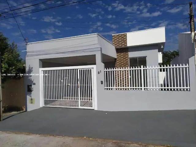 Casa / Sobrado para Venda em Presidente Prudente/SP Residencial Maré Mansa 3 Quartos