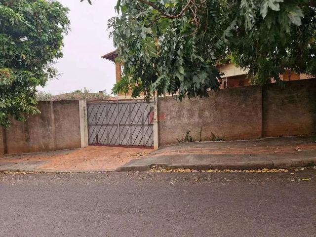 Casa / Sobrado para Venda em Presidente Prudente/SP Residencial São Marcos 3 Quartos