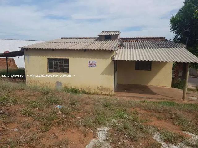 Casa / Sobrado para Venda em Presidente Prudente/SP Residencial São Paulo 2 Quartos