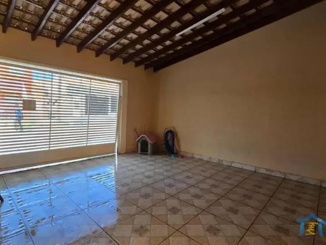 Casa / Sobrado para Venda em Presidente Prudente/SP Residencial Universitário 3 Quartos